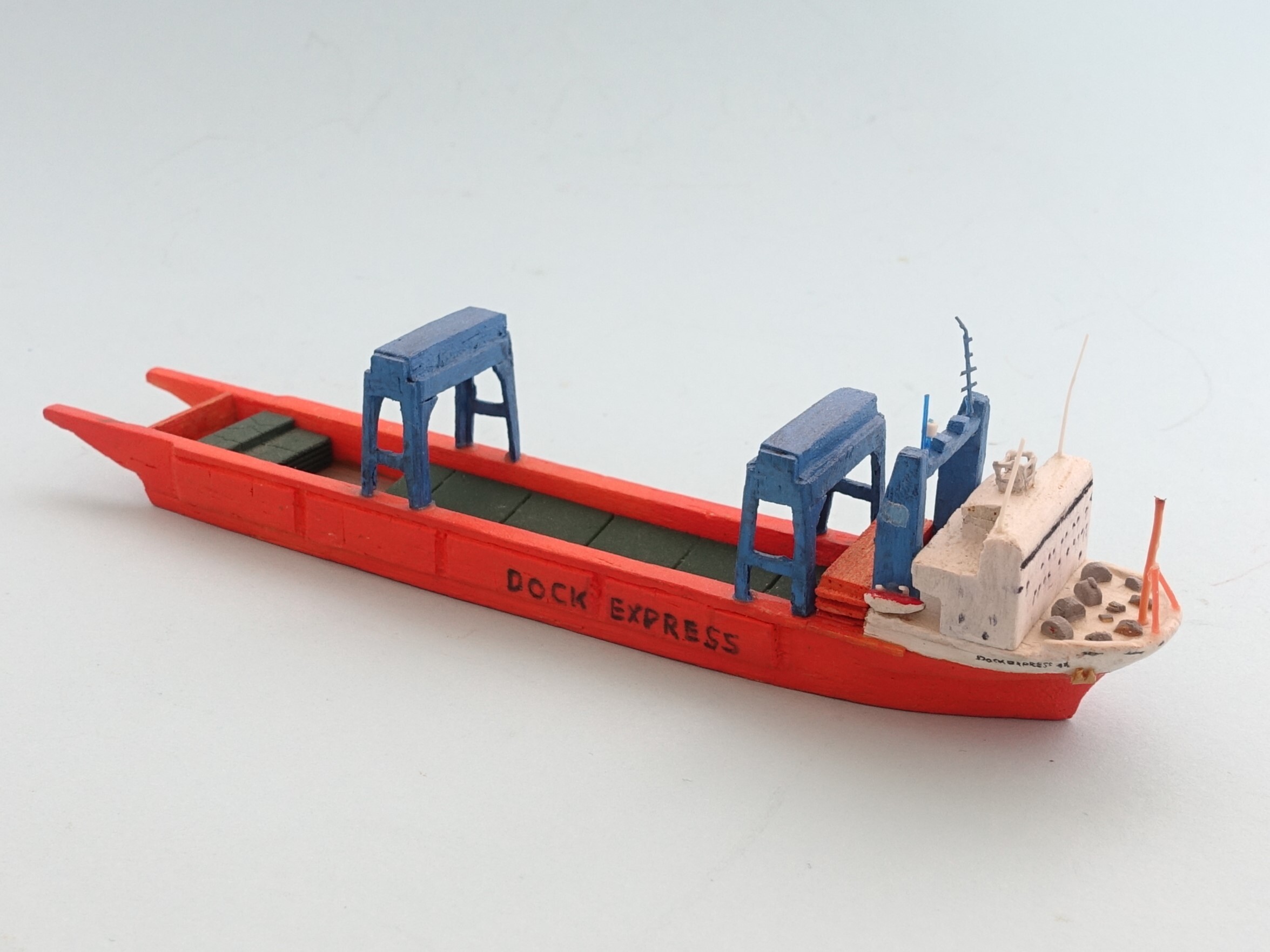 Dock Express 10 - Martin 1250 Shipmodels